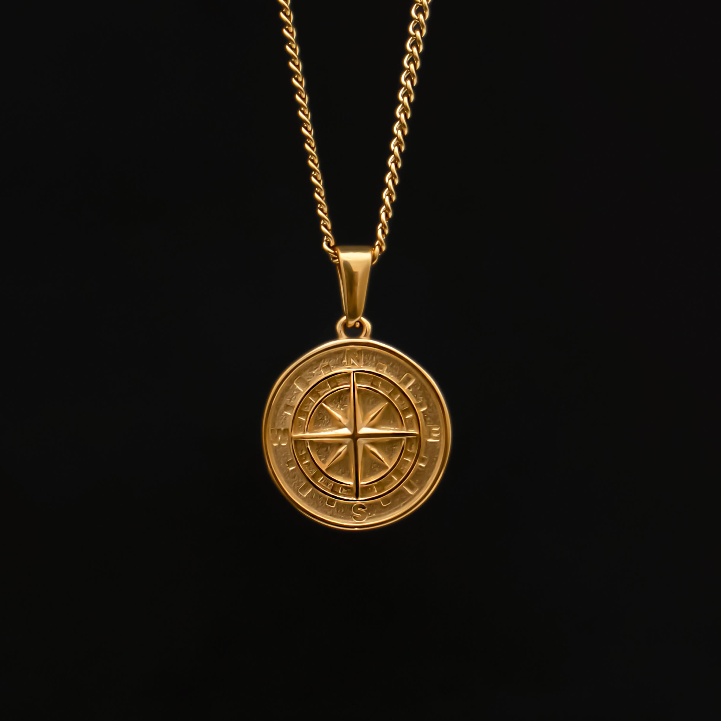 18K Gold Plated Compass Men's Pendant of Stainless Steel – Manntara Co.